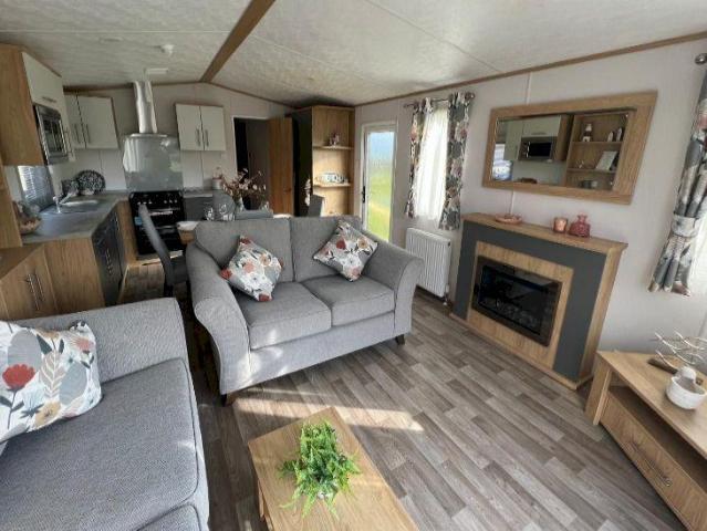 3 bedroom caravan for sale