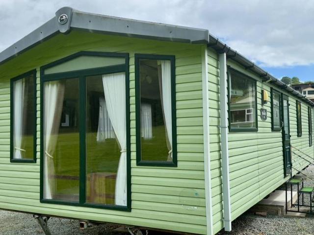 3 bedroom caravan for sale