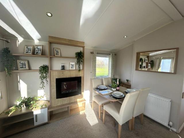 3 bedroom caravan for sale