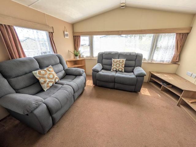 3 bedroom caravan for sale