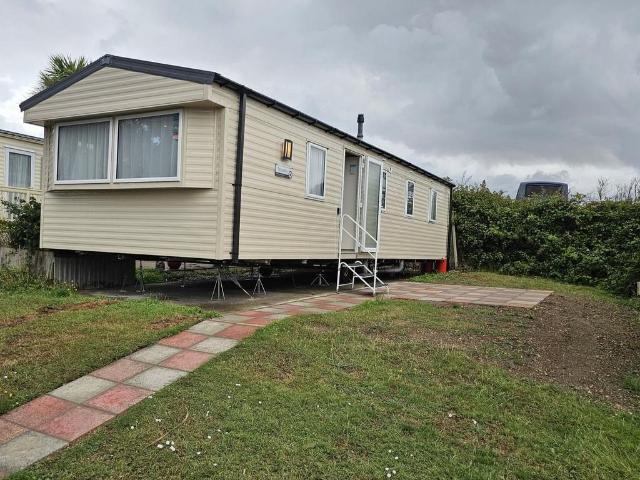 3 bedroom caravan for sale