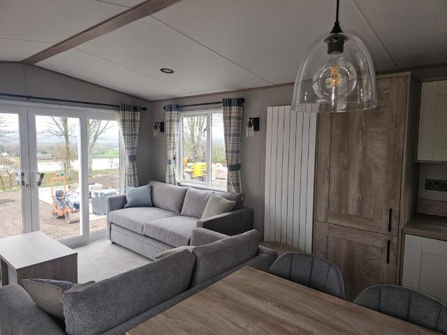 3 bedroom caravan for sale