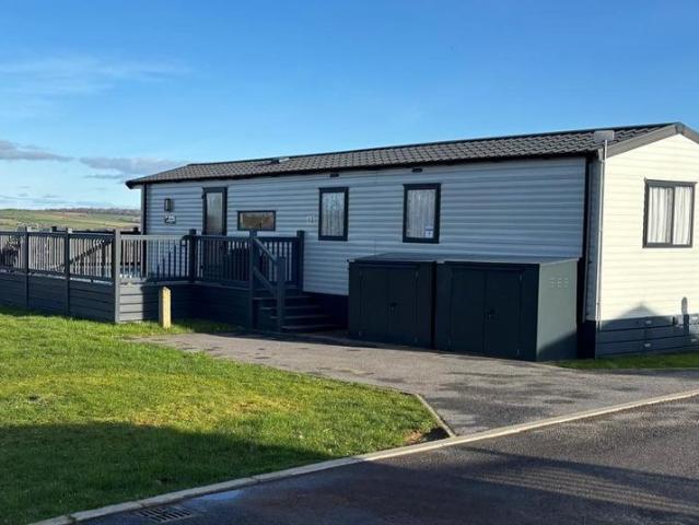 3 bedroom caravan for sale