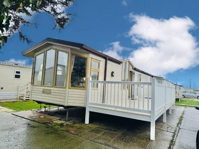 3 bedroom caravan for sale