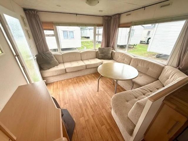 3 bedroom caravan for sale