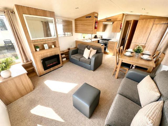 3 bedroom caravan for sale