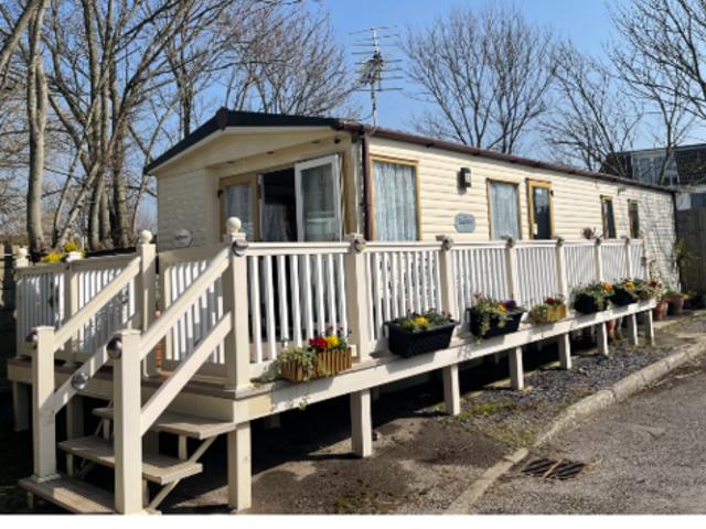 3 bedroom caravan for sale