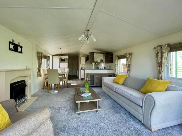 3 bedroom caravan for sale