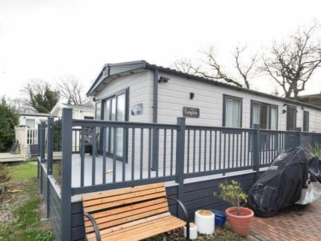 3 Bedroom Caravan For Sale In Colchester Road