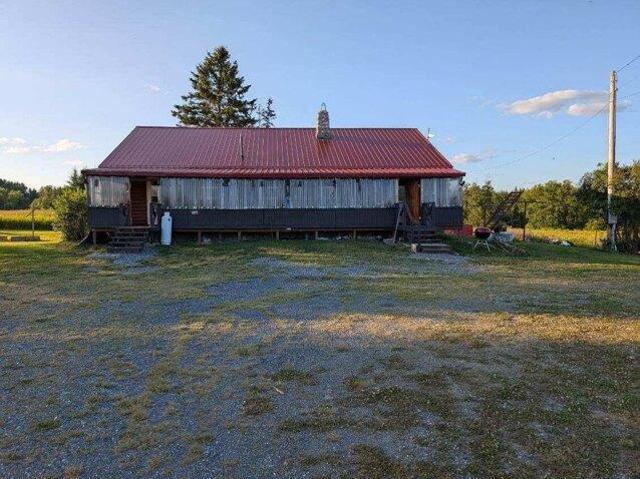 3 bedroom, Caribou ME 04736 LS102727099
