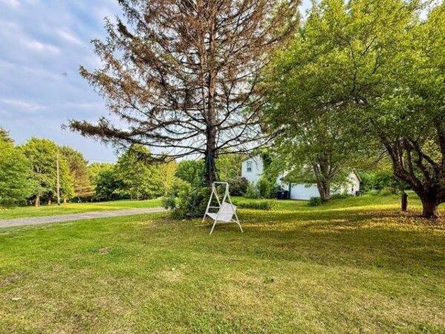 3 bedroom, Carmel ME 04419 103931347