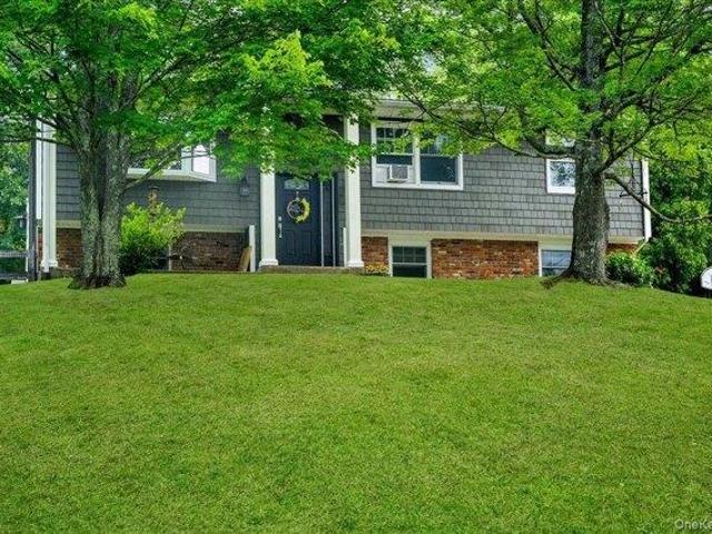 3 bedroom, Carmel NY 10512 105190614