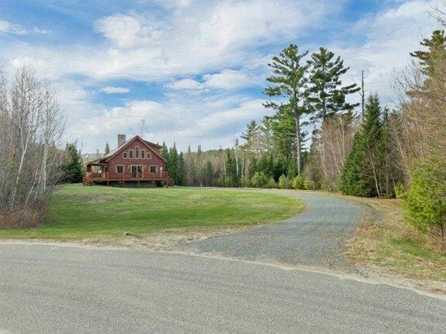 3 bedroom, Carroll NH 03595 102669246
