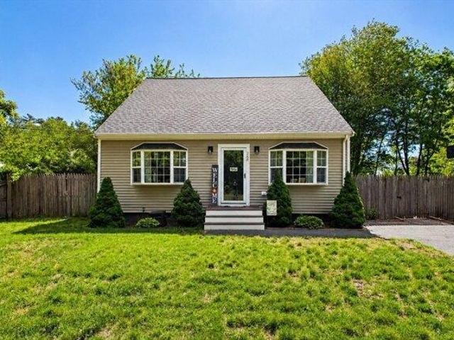 3 bedroom, Carver MA 02330 LS103018304