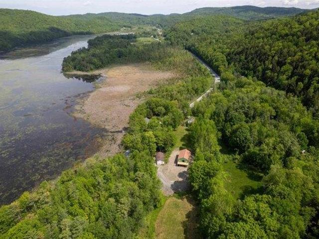 3 bedroom, Castleton VT 05735 105107780