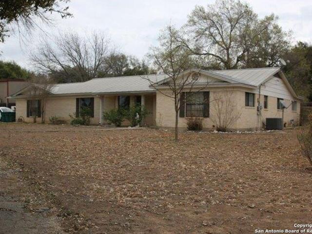 3 bedroom, Castroville TX 78009 94144717