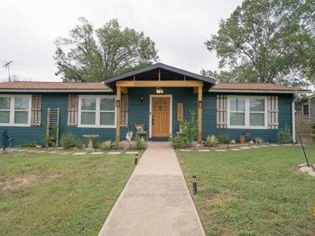 3 bedroom, Castroville TX 78009 94278603