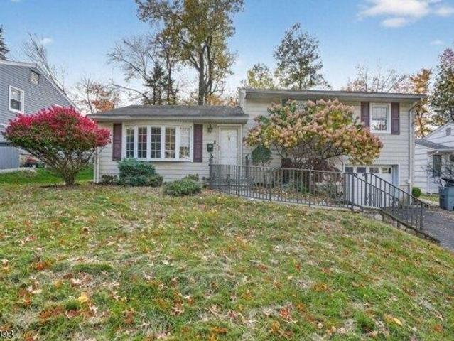 3 bedroom, Cedar Grove NJ 07009 LS96508368