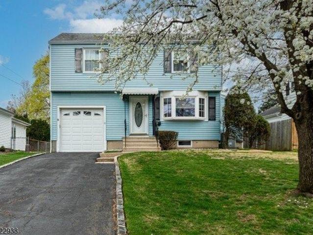 3 bedroom, Cedar Grove NJ 07009 LS102214117