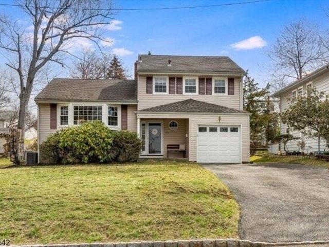 3 bedroom, Cedar Grove NJ 07009 LS102214370