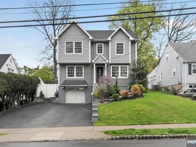 3 bedroom, Cedar Grove NJ 07009 LS102217735