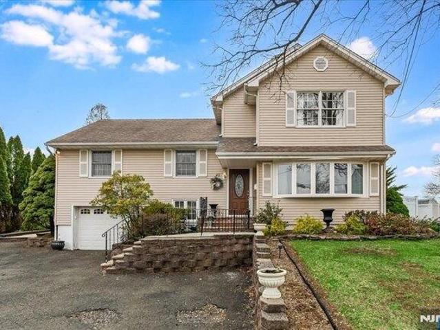 3 bedroom, Cedar Grove NJ 07009 LS102218690