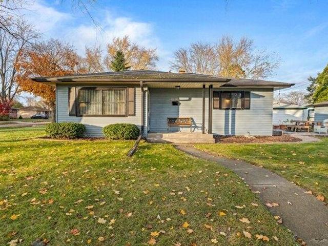 3 bedroom, Cedarburg WI 53012 LS93106516