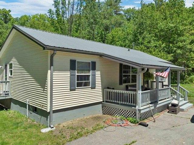 3 bedroom, Center Harbor NH 03226 104542055