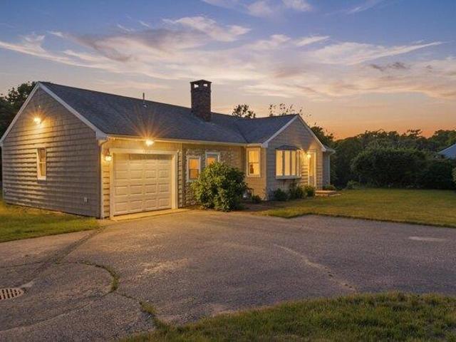 3 bedroom, Centerville MA 02632 104510588