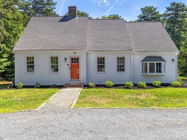3 bedroom, Centerville MA 02632 105140351