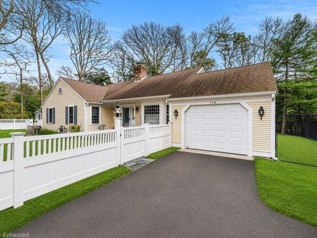 3 bedroom, Centerville MA 02632 103664581