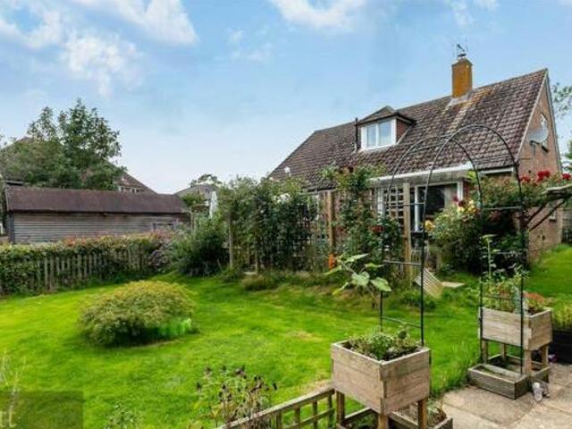 3 Bedroom Chalet For Sale In Catsfield