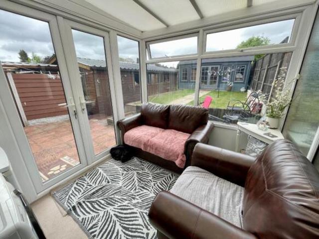 3 bedroom chalet for sale in Chapterhouse Road, Luton, Bedfordshire, LU4 0NN, LU4