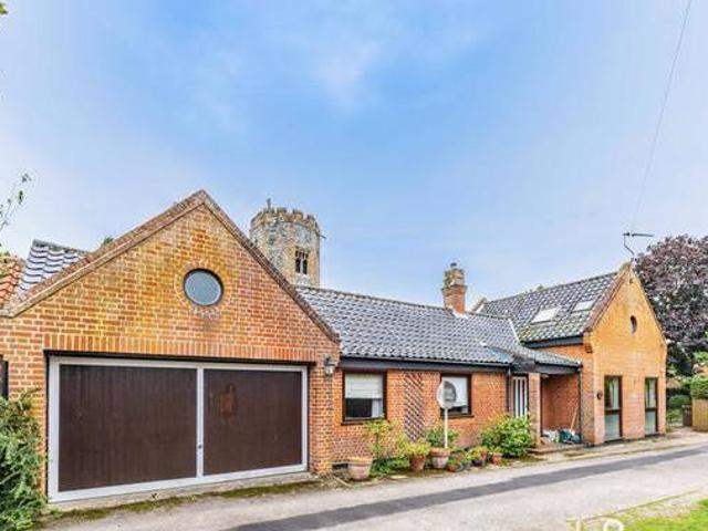 3 bedroom chalet for sale in Church Street Old Catton NR6