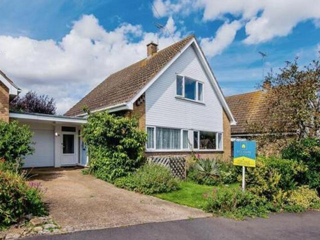 3 Bedroom Chalet For Sale In Folksworth