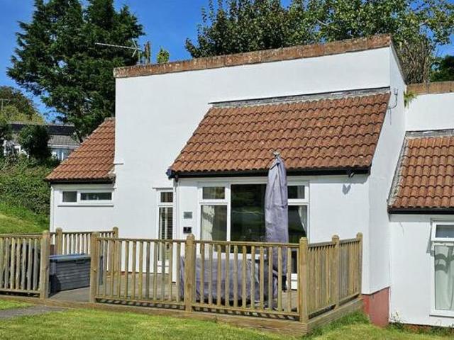 3 Bedroom Chalet For Sale In Honicombe Park