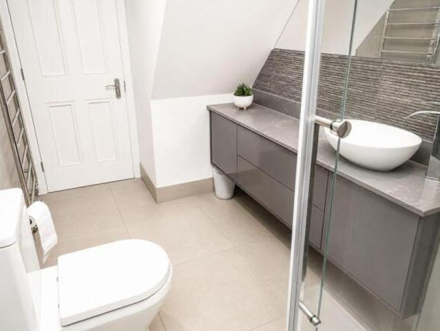 3 bedroom chalet for sale in Sandling Lane, Maidstone, ME14