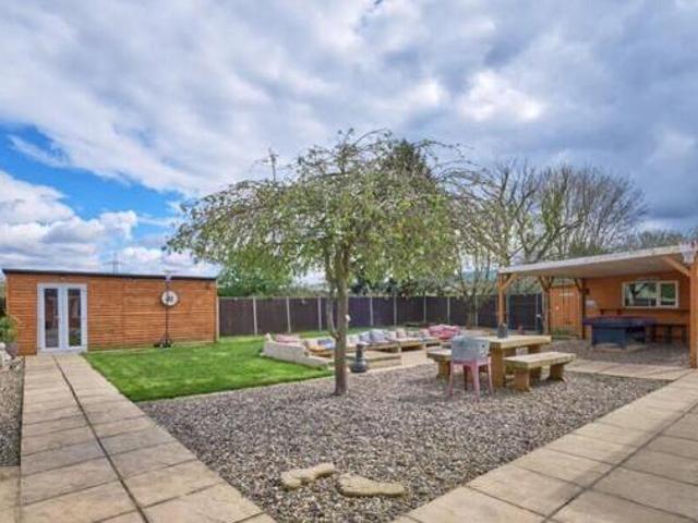 3 Bedroom Chalet For Sale In Setchey