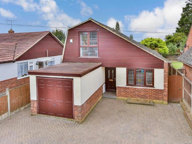 3 bedroom chalet for sale