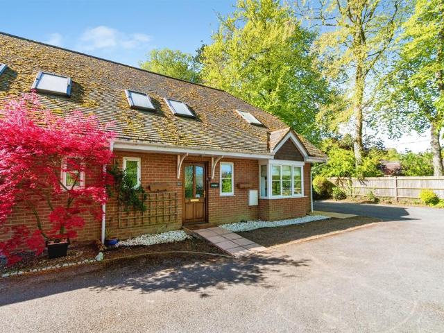 3 bedroom chalet for sale