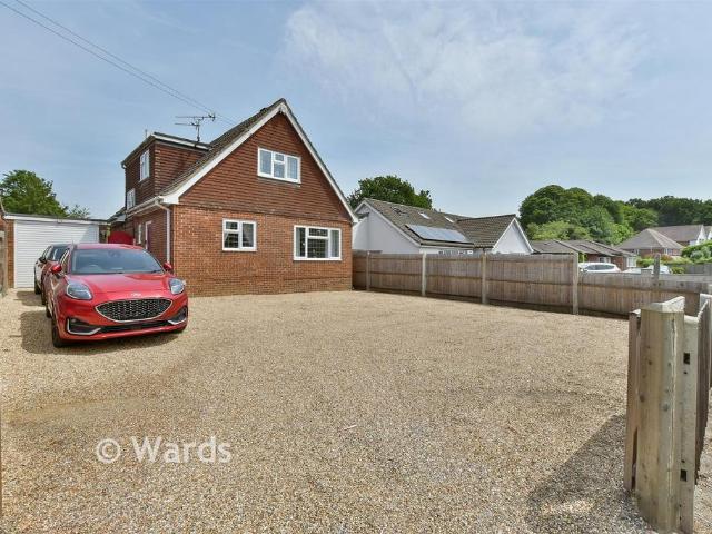 3 bedroom chalet for sale