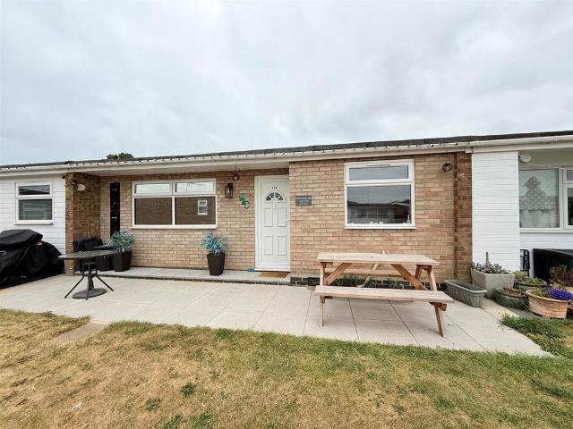 3 bedroom chalet for sale