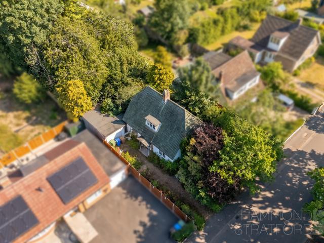 3 bedroom chalet for sale