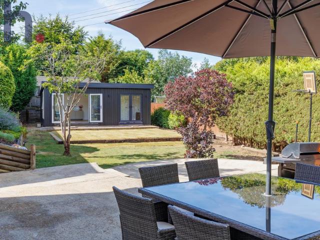 3 bedroom chalet for sale