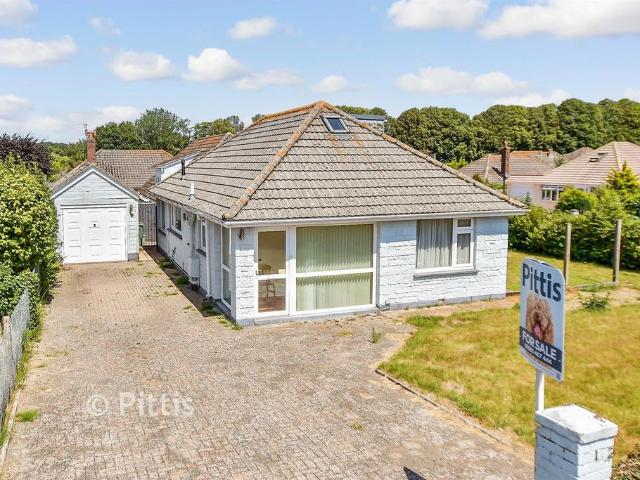 3 bedroom chalet for sale
