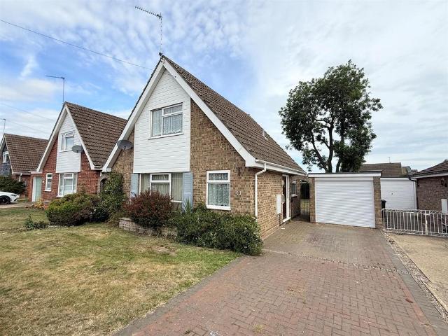 3 bedroom chalet for sale