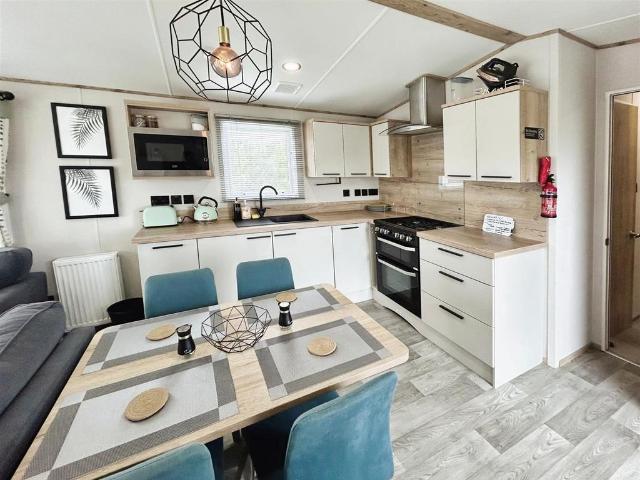 3 bedroom chalet for sale