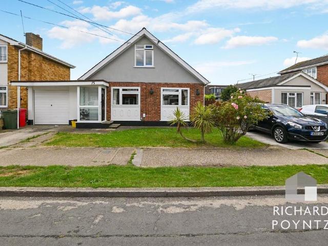 3 bedroom chalet for sale