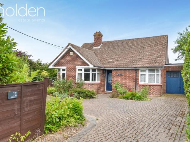3 bedroom chalet for sale