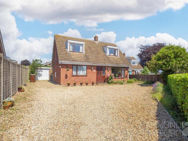 3 bedroom chalet for sale